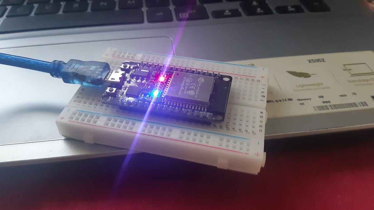 Ep 1 : Get to Know with ESP32 (LED Blink) | by Bonaventura Bagas Sukarno | Medium