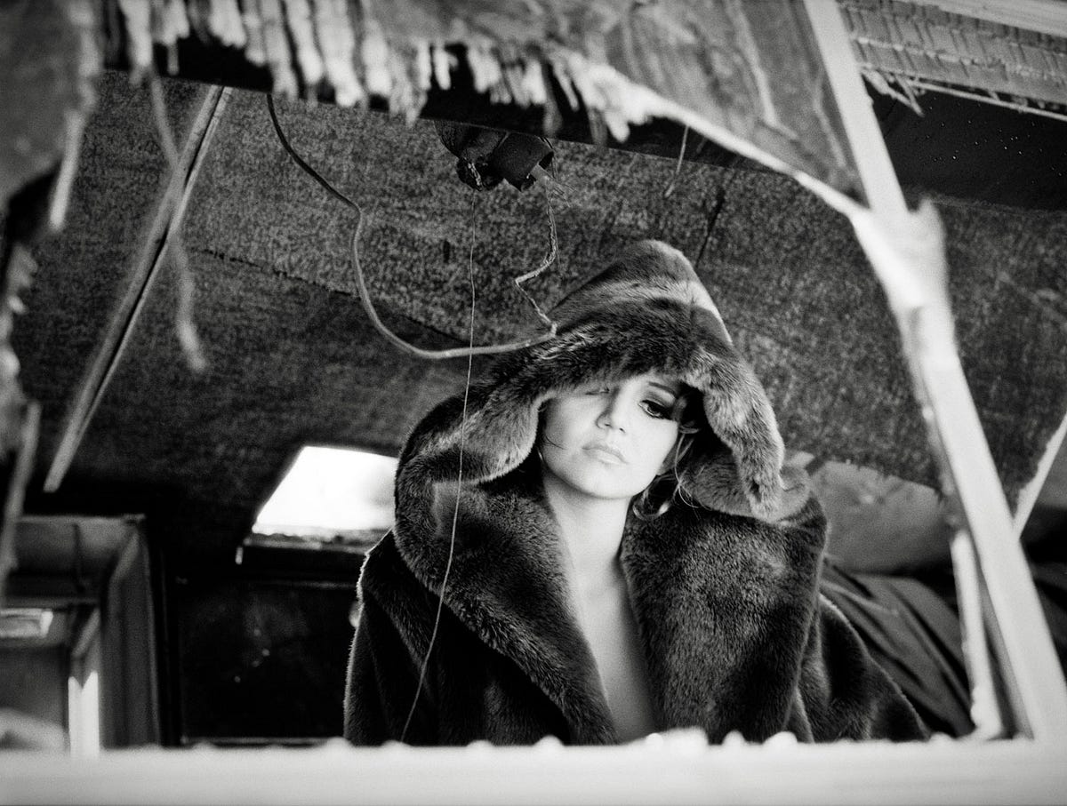 Chimera. A poem about love loss | by Lynna Redhawk | Scrittura | Sep, 2024 | Medium