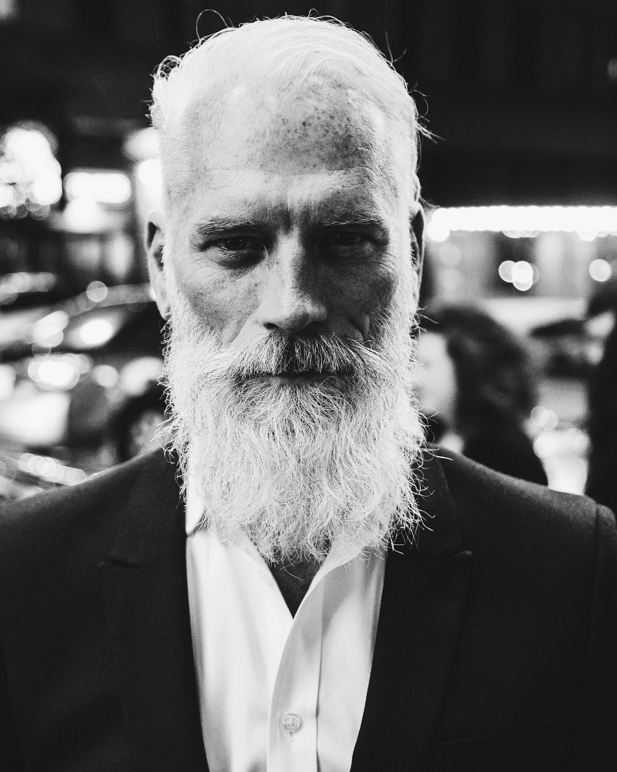 Growing a beard without the agony of beard itch | by rbmdinwy | Medium