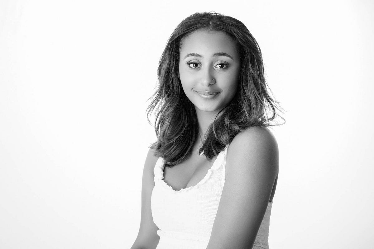 Taking the Perfect Profile Photo: 7 Easy-to-Implement Tips | by Suvi ...