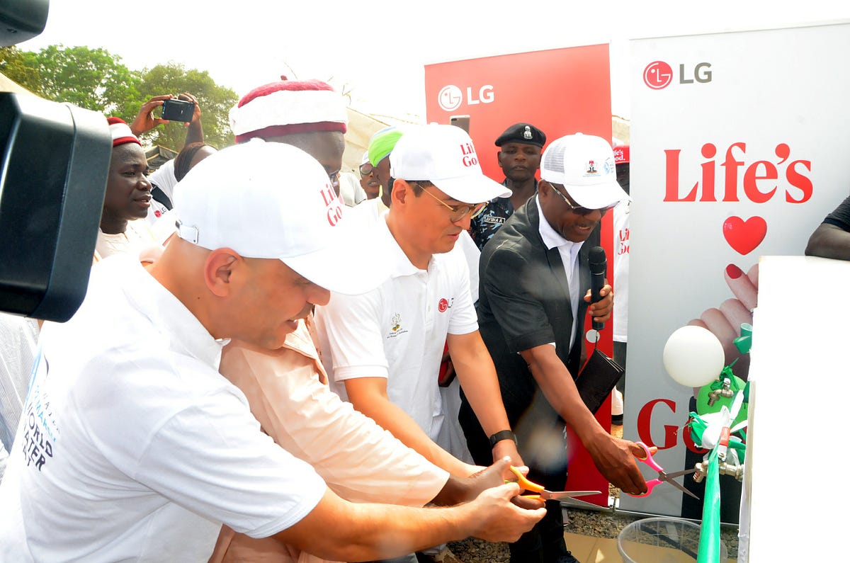 LG Electronics Donates Solar-powered Borehole to Durumi III Community ...