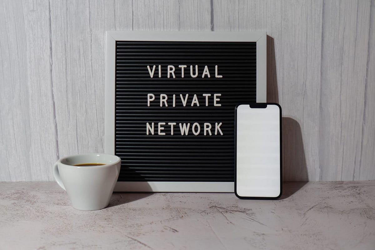 ProtonVPN: The Ultimate Guide to Secure and Private Browsing | by Alex Thompson | Aug, 2024 | Medium