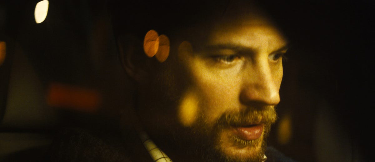 LOCKE, filme de um homem só.. Protagonizado por Tom Hardy, seu carro ...