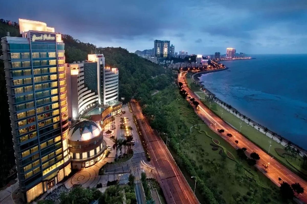 Experience Serenity and Luxury at Grand Bay View Hotel: Your Idyllic ...