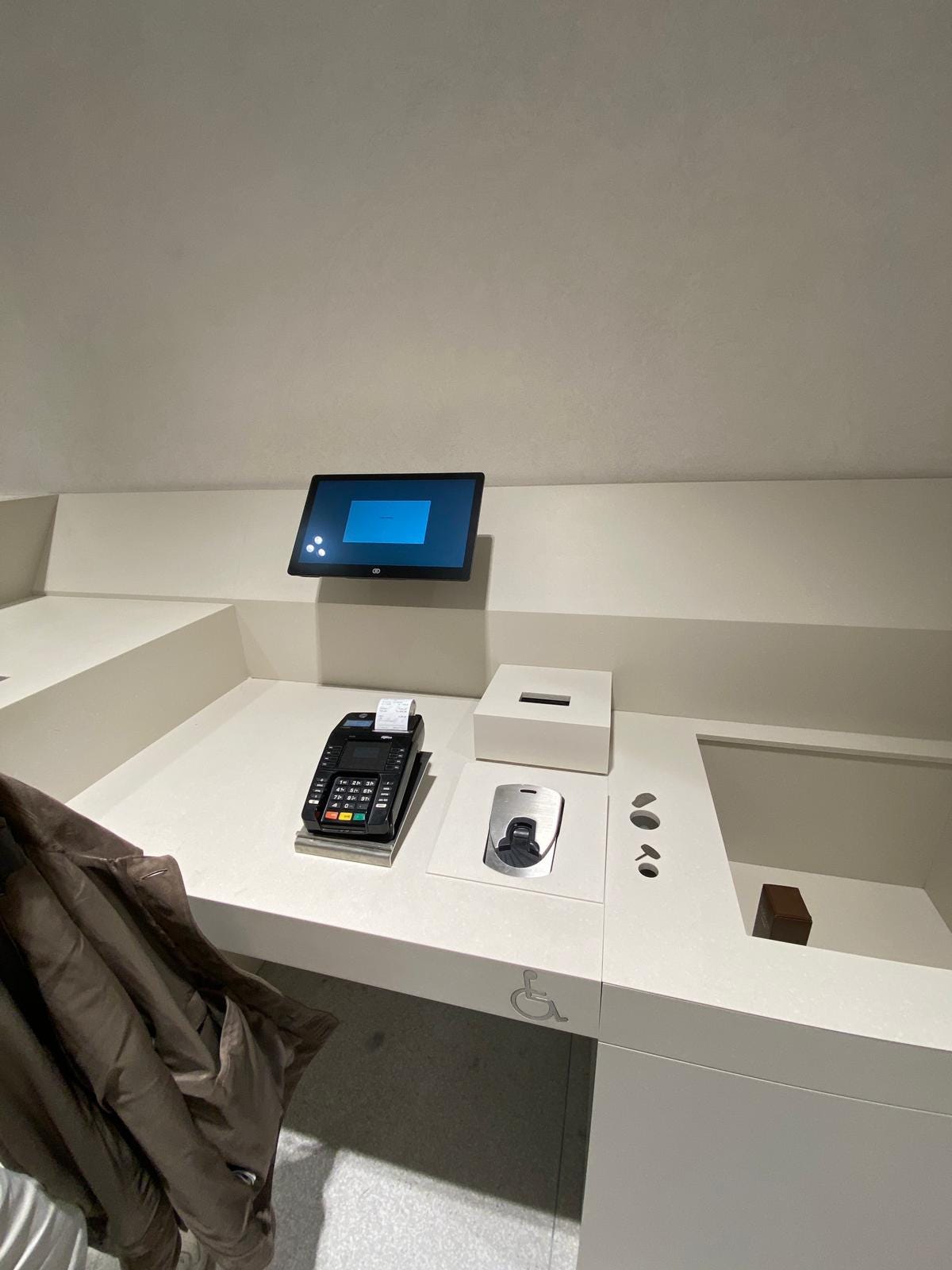 Weekend at Zara: My Self-Checkout Experience and a UX Reflection | by ...