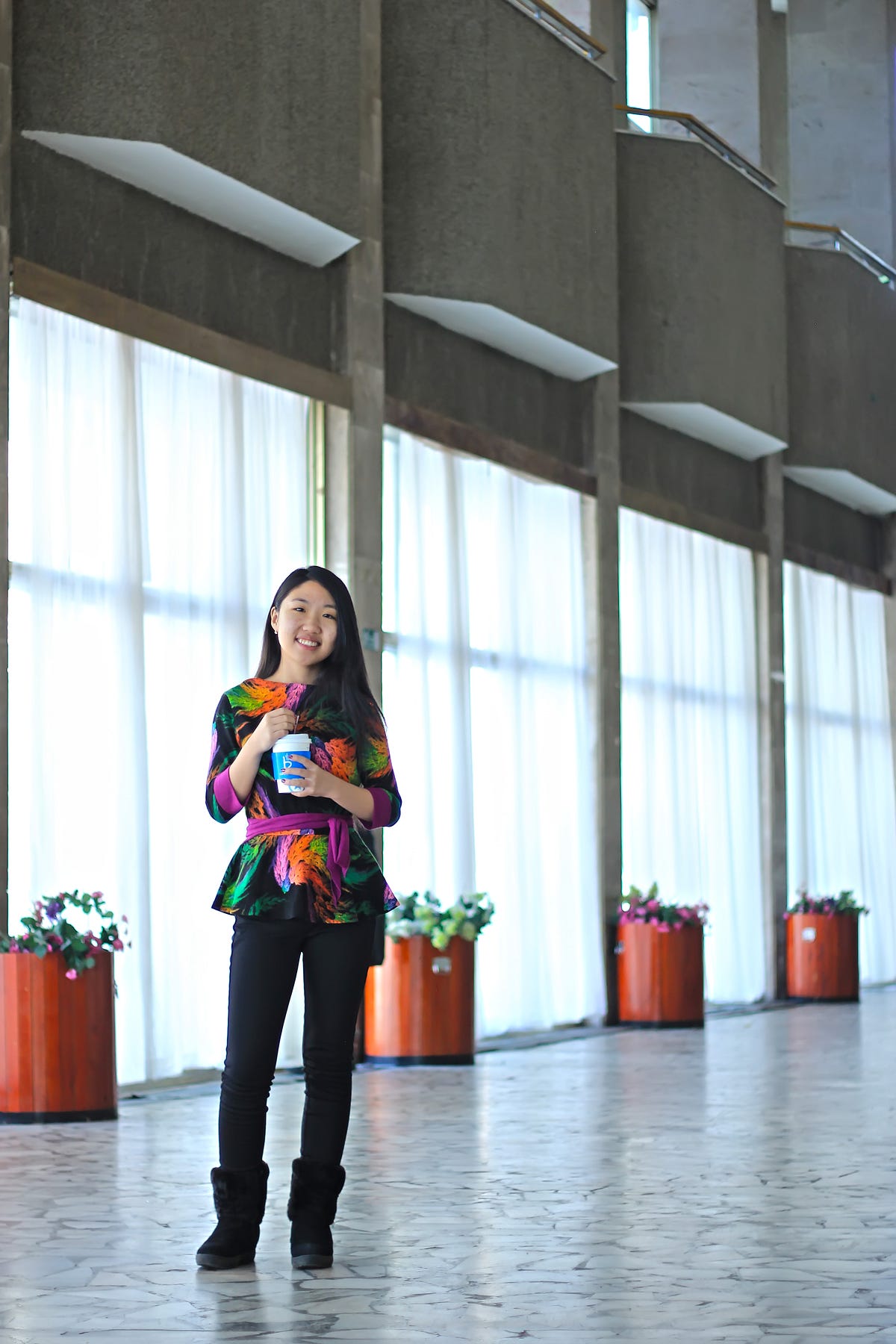 “Би Монголын хүүхдийн ордны Драмын дугуйланд сураад хоёр жил болж байна By Caffe Bene