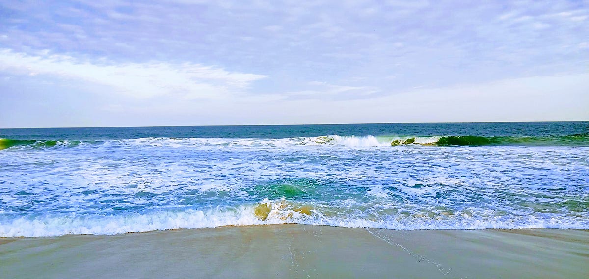 Meu Mar (Aberto). Era um dia de setembro, do ano de 2020… | by Iris Herdy | Jun, 2023 | Medium