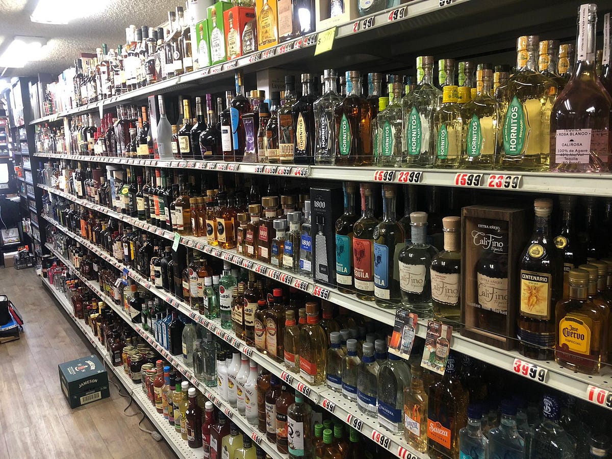 How To Pick The Best Liquor Store In Your Area | by Sam Liquor & Cigars ...