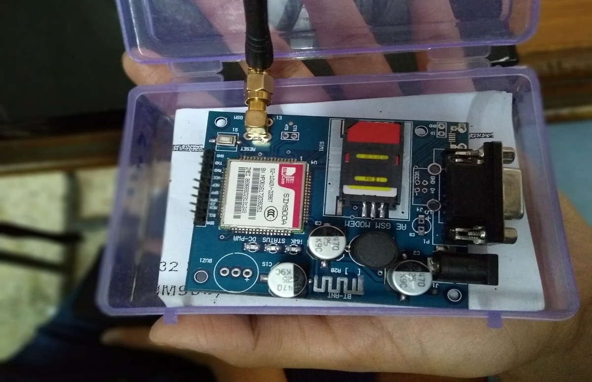 GSM900A and AT commands in 2 minutes | by Insiyah Hajoori | Medium