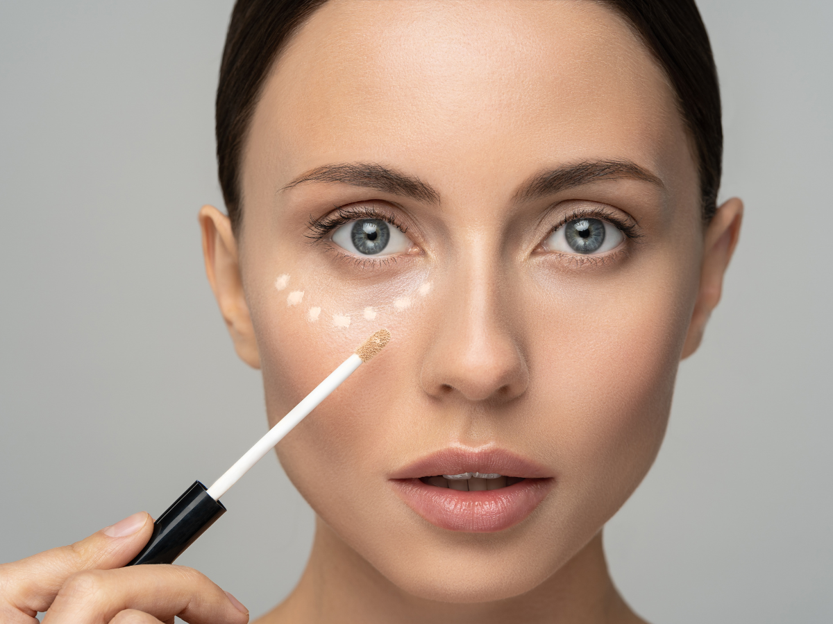 Ojos en Fleek:Una guía completa para perfeccionar su maquillaje de ojos | by Faces | May, 2024 ...