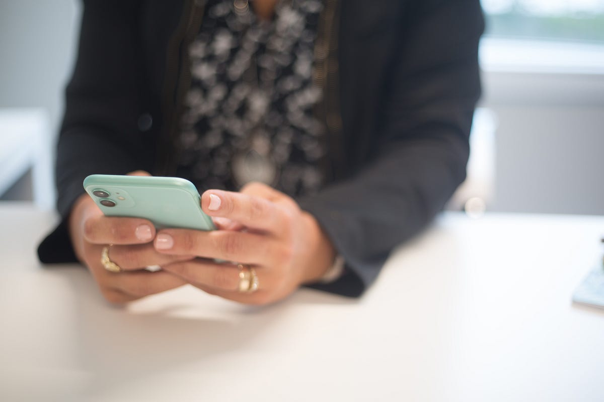 A Gen Z’s guide to curing screen addiction | by Louise Charlotte | Medium