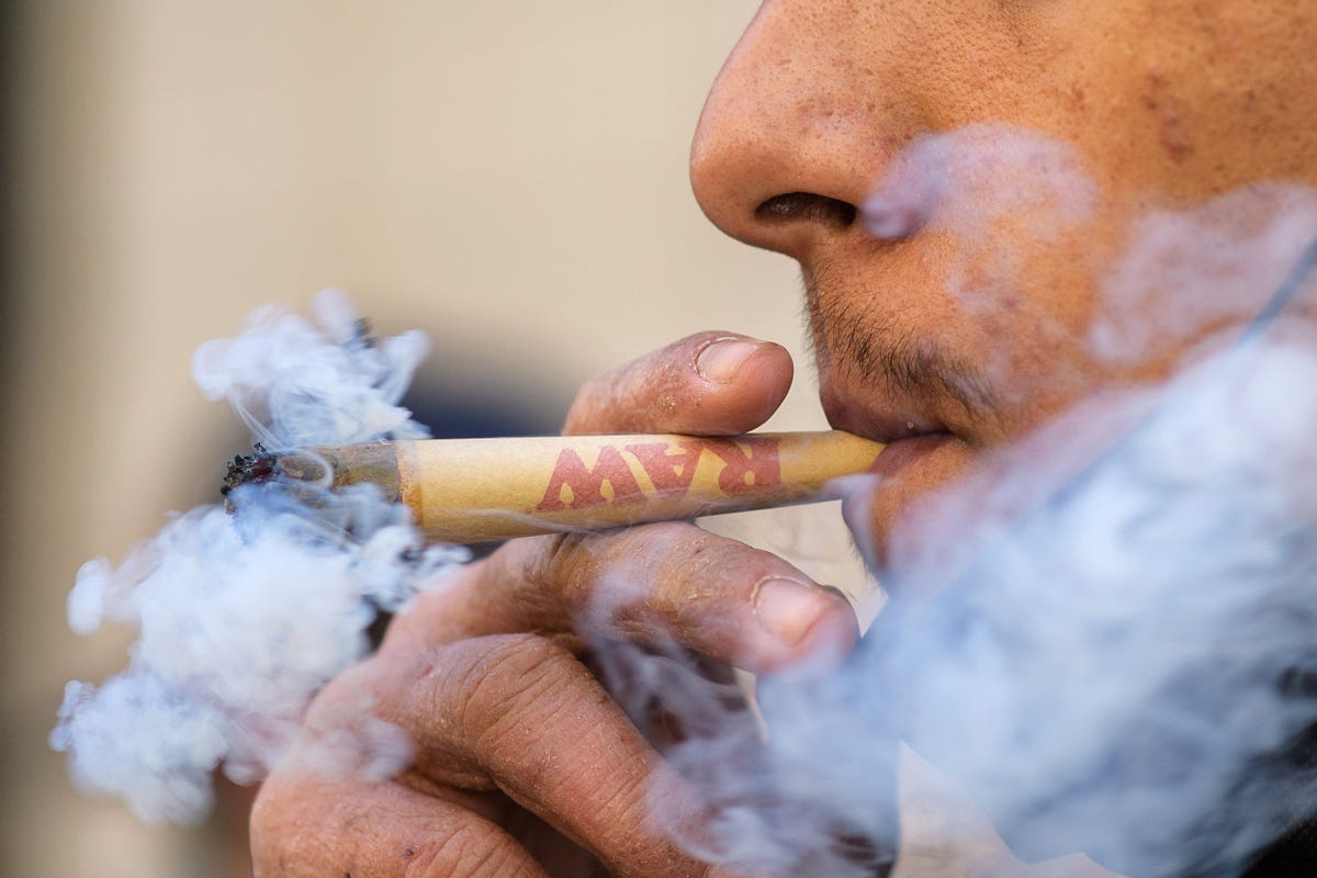 How to quit smoking weed daily. If you want to stop smoking weed… | by James Myers | Medium