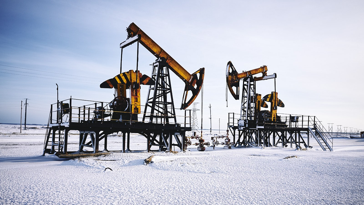 Russia’s Oil Curse. The Russian economy, often depicted as… | by ...