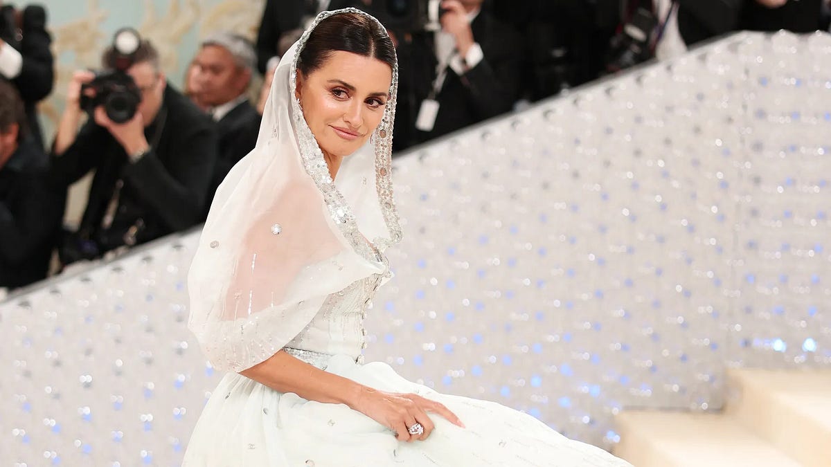 The Ultimate Guide to Getting the MET Gala Eyewear Look for Less | by ...