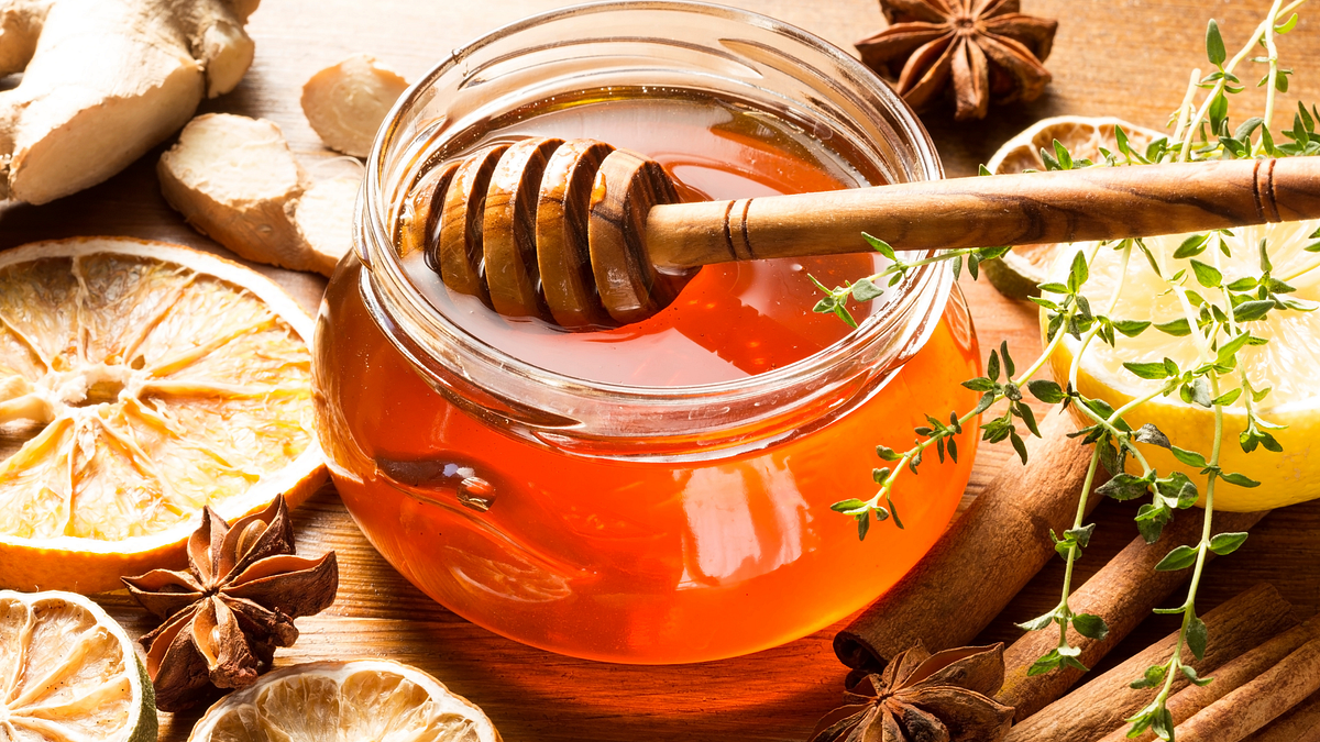 The Ultimate Guide to the Health and Fitness Benefits of Manuka Honey ...