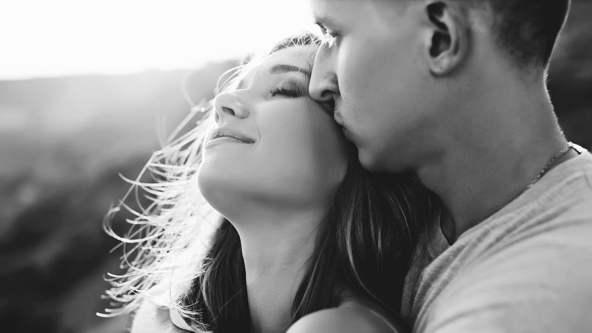 10 Signs Theres Serious Chemistry Between You And Your Partner By