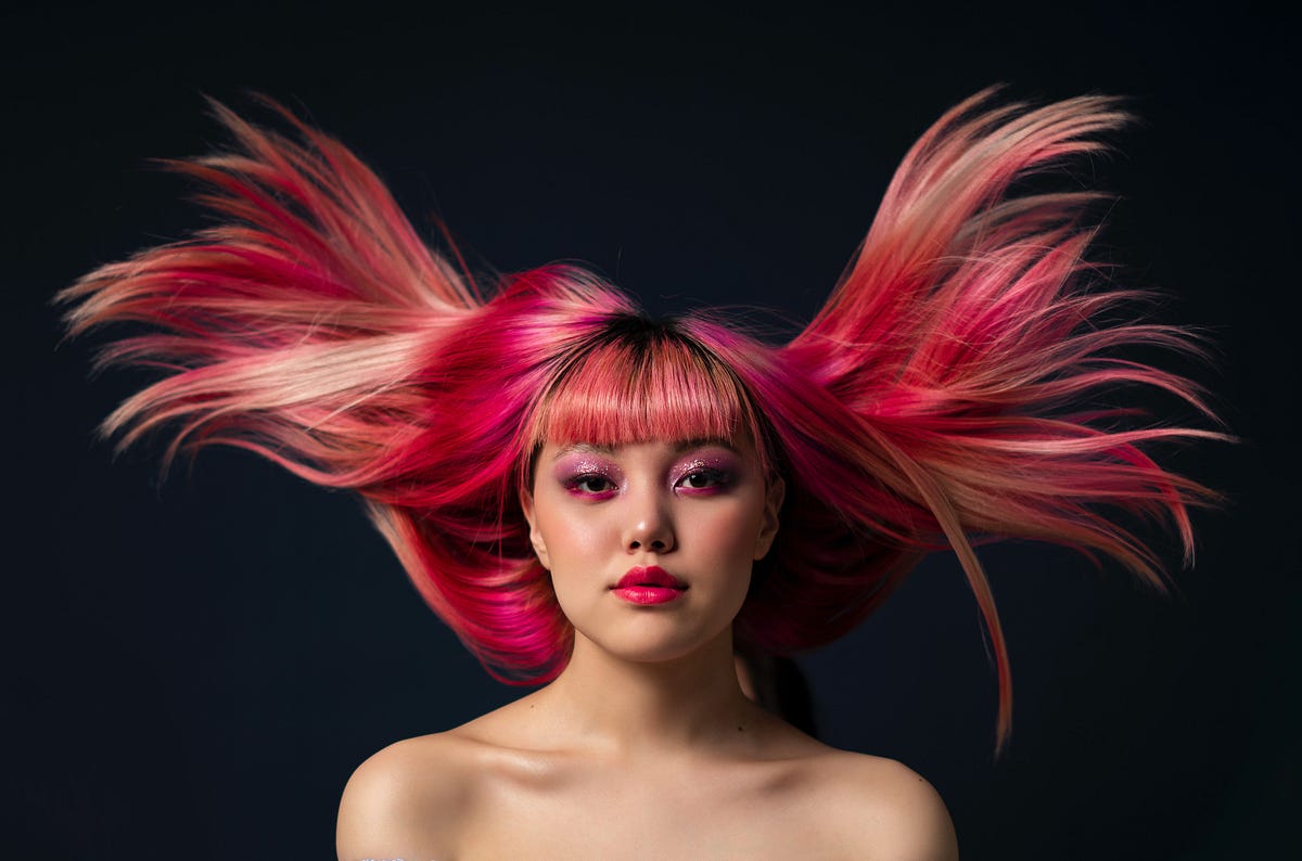 6 Mind-Blowing Traits of Magnetic Women | by Claire Lowe | Hello, Love ...