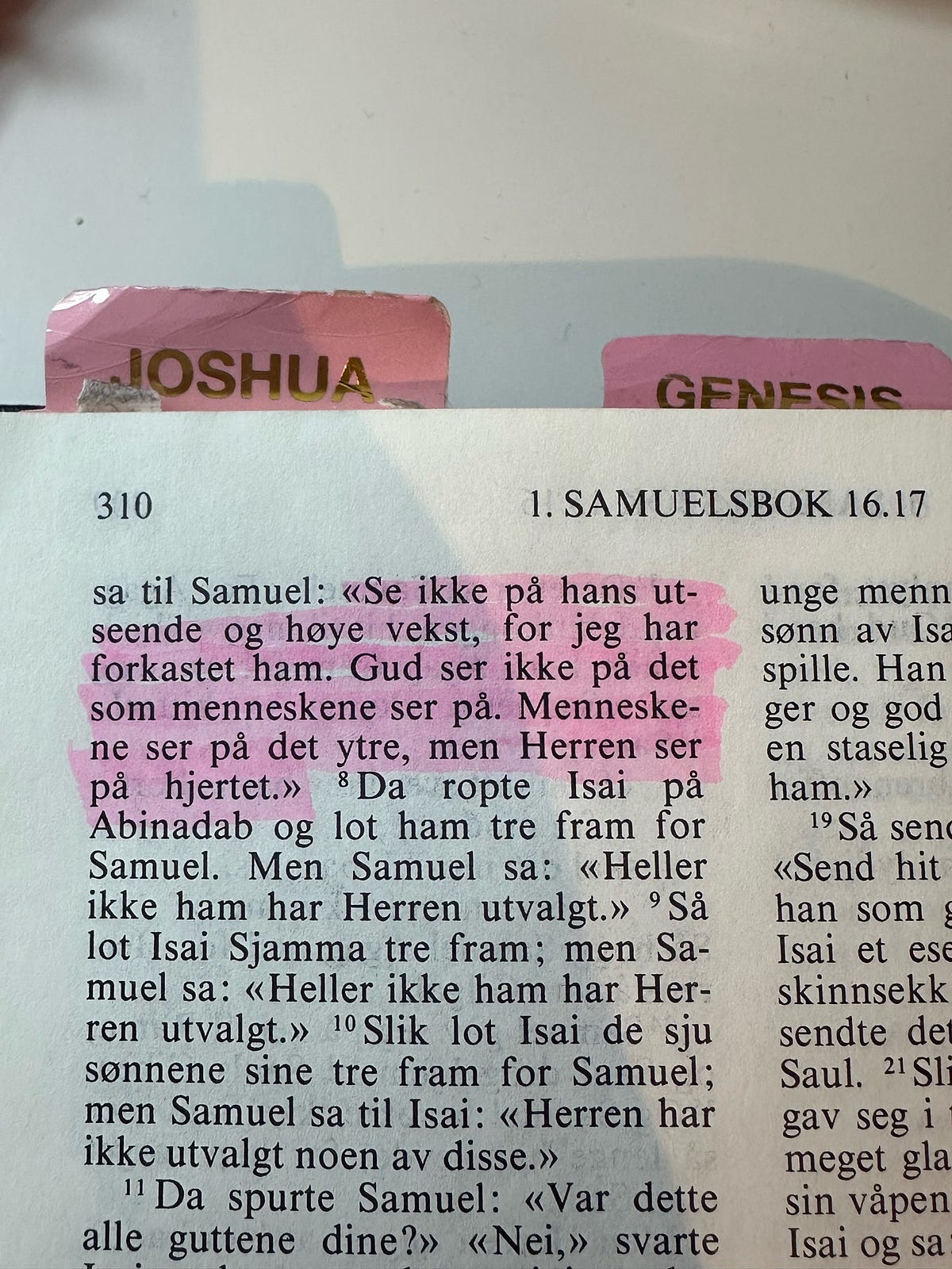 Elsk deg selv. Som Jesus elsker deg | by Celina Aarsvold | Oct, 2025 ...