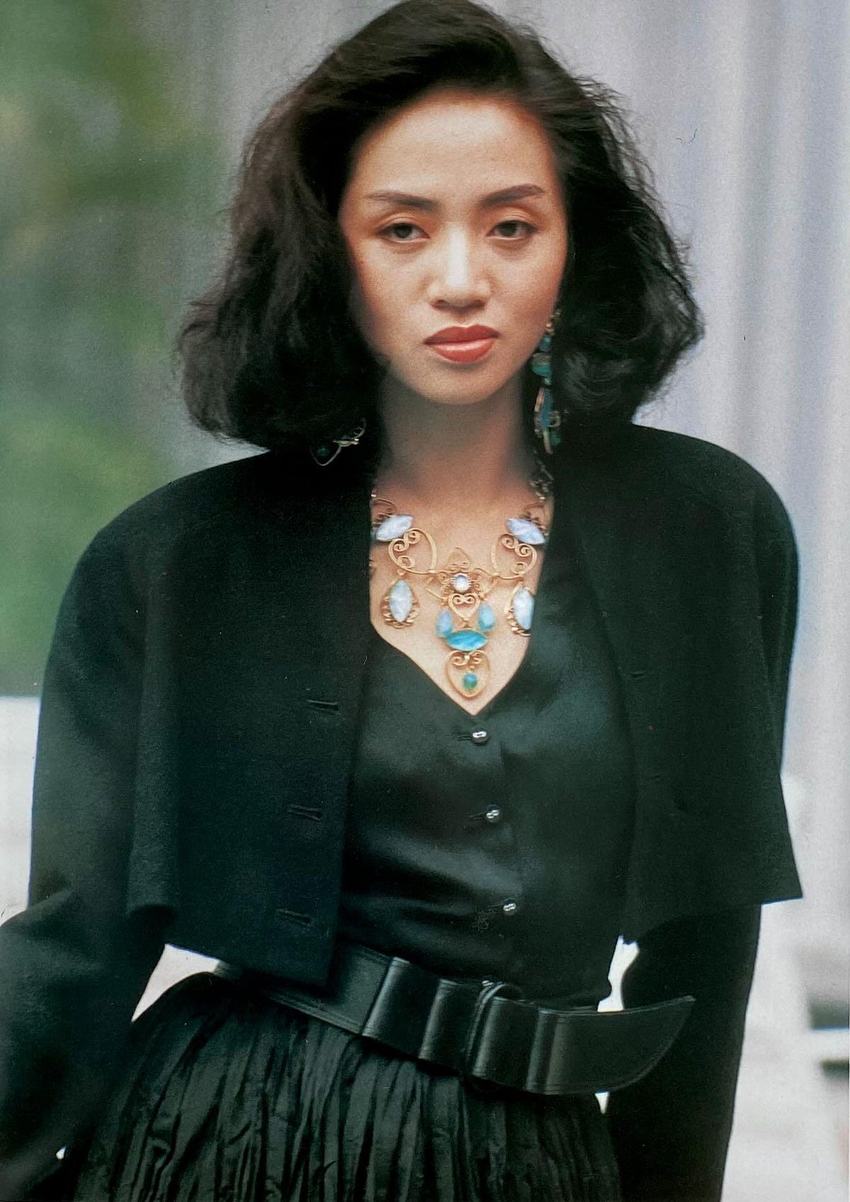 留下只有思念，一串串，永遠纏：梅艷芳60歲誕辰紀念 - Audrey Chen - Medium