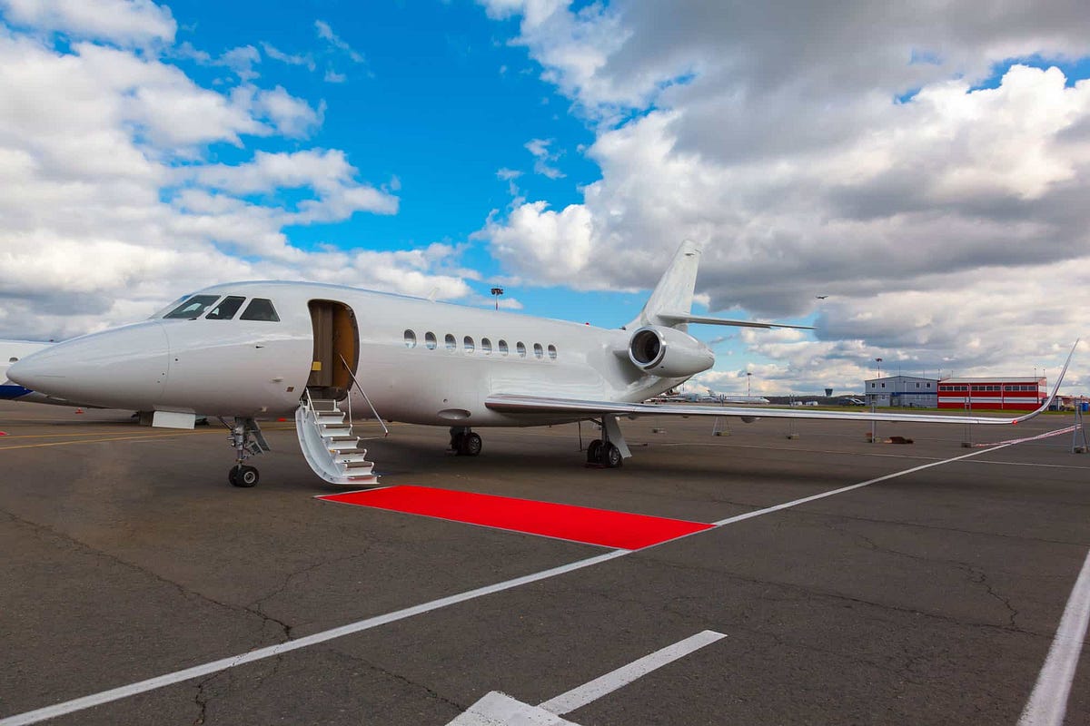 The Top 10 Best Private Jet Airports in the USA: Luxury Travel ...