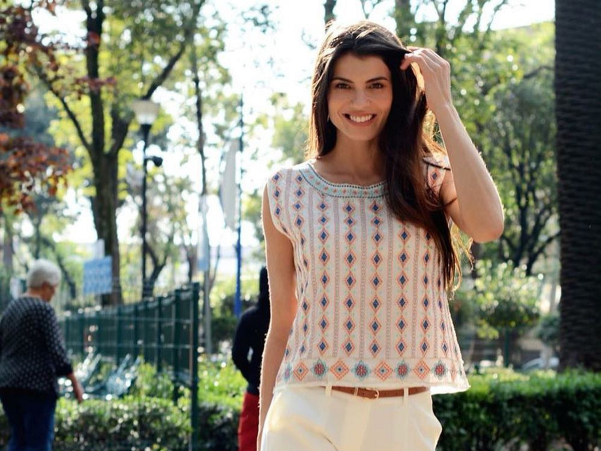 Dating a Hispanic Woman | How to Get a Hispanic Girl | by Oliver ...