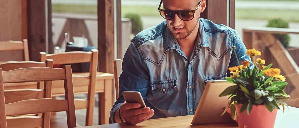 Is Restaurant Digital Signage Modernizing the Dining Experience? | Medium