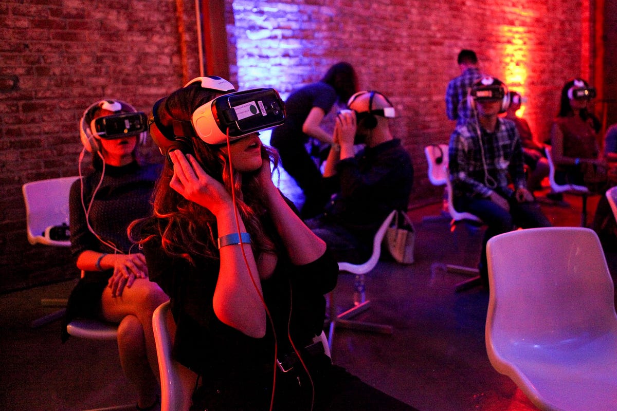 The Challenges of Using Virtual Reality in Marketing | by aladin ...