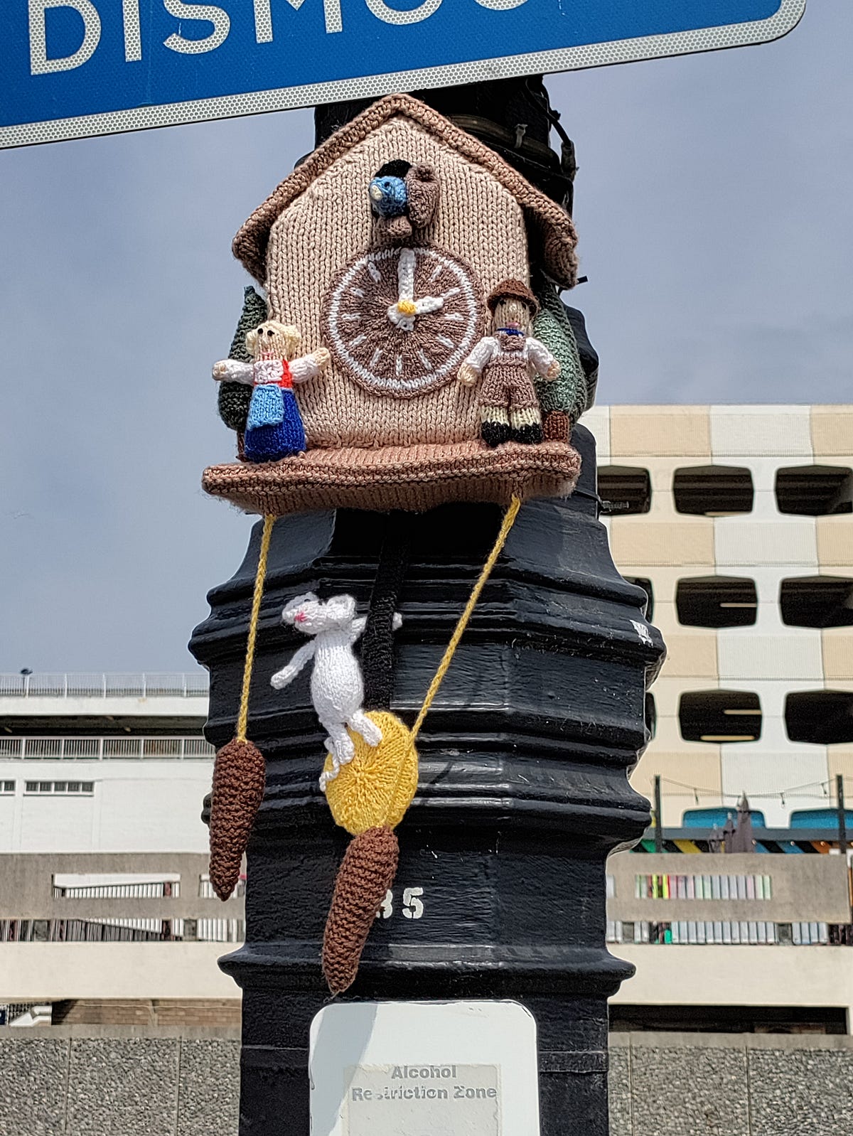 Time Waits For No Mouse. Writing prompts from street photography | by ...