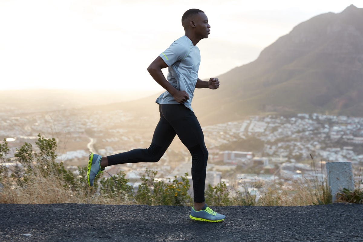 Running Form 101: Run Like a Chicken | by Zach Sanders | Medium Running Form 101: Run Like a Chicken | by Zach Sanders | Medium