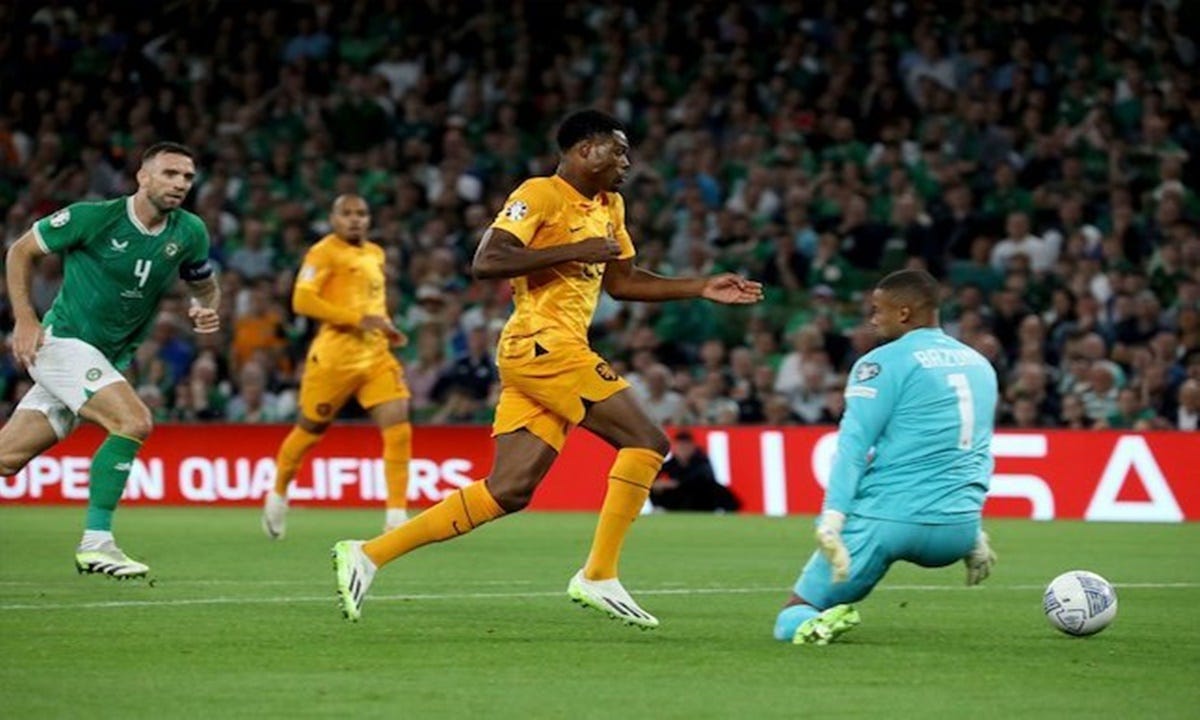 Denzel Dumfries Setara Lionel Messi | by Malamutebuns | Sep, 2023 | Medium