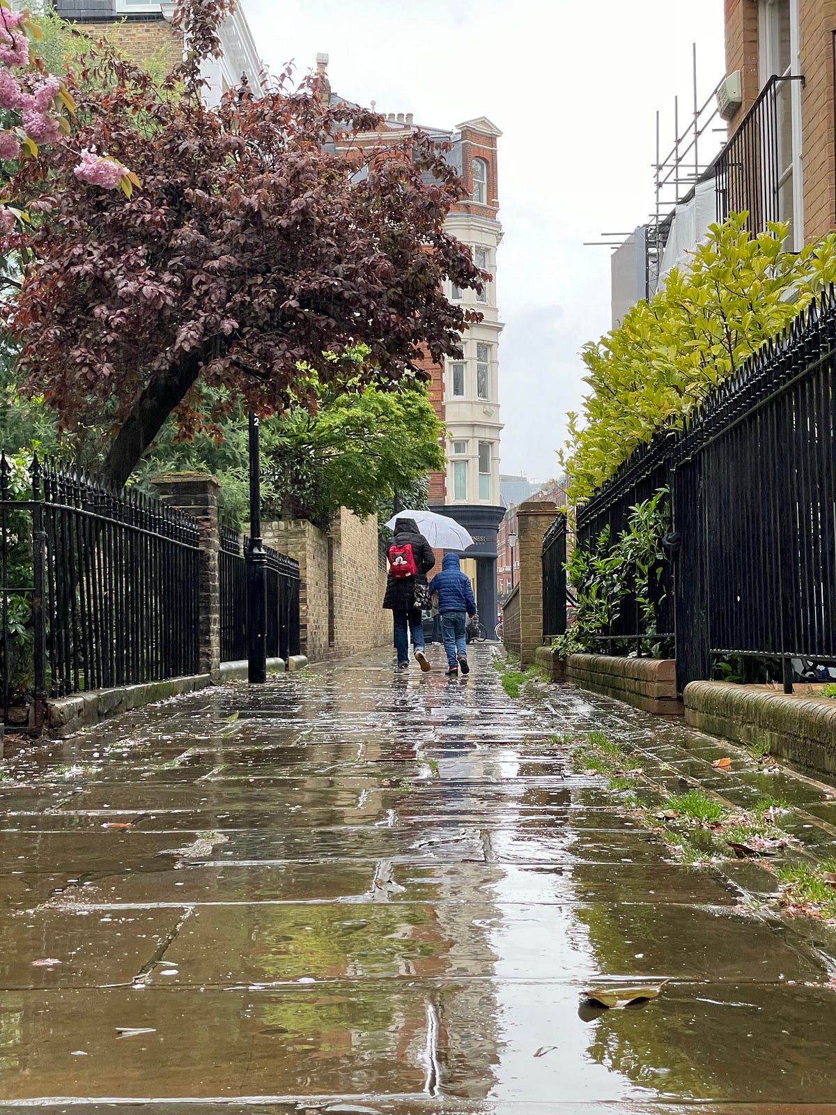 London bound.. I really enjoy going to London. The… | by emot - João ...