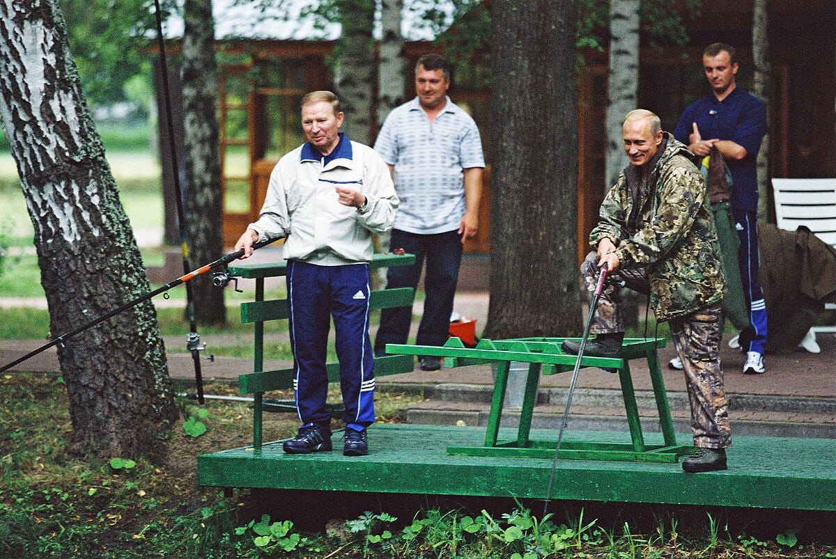 Leonid Kuchma Was The Ukrainian President Who Made Ukraine An Oligarchy ...