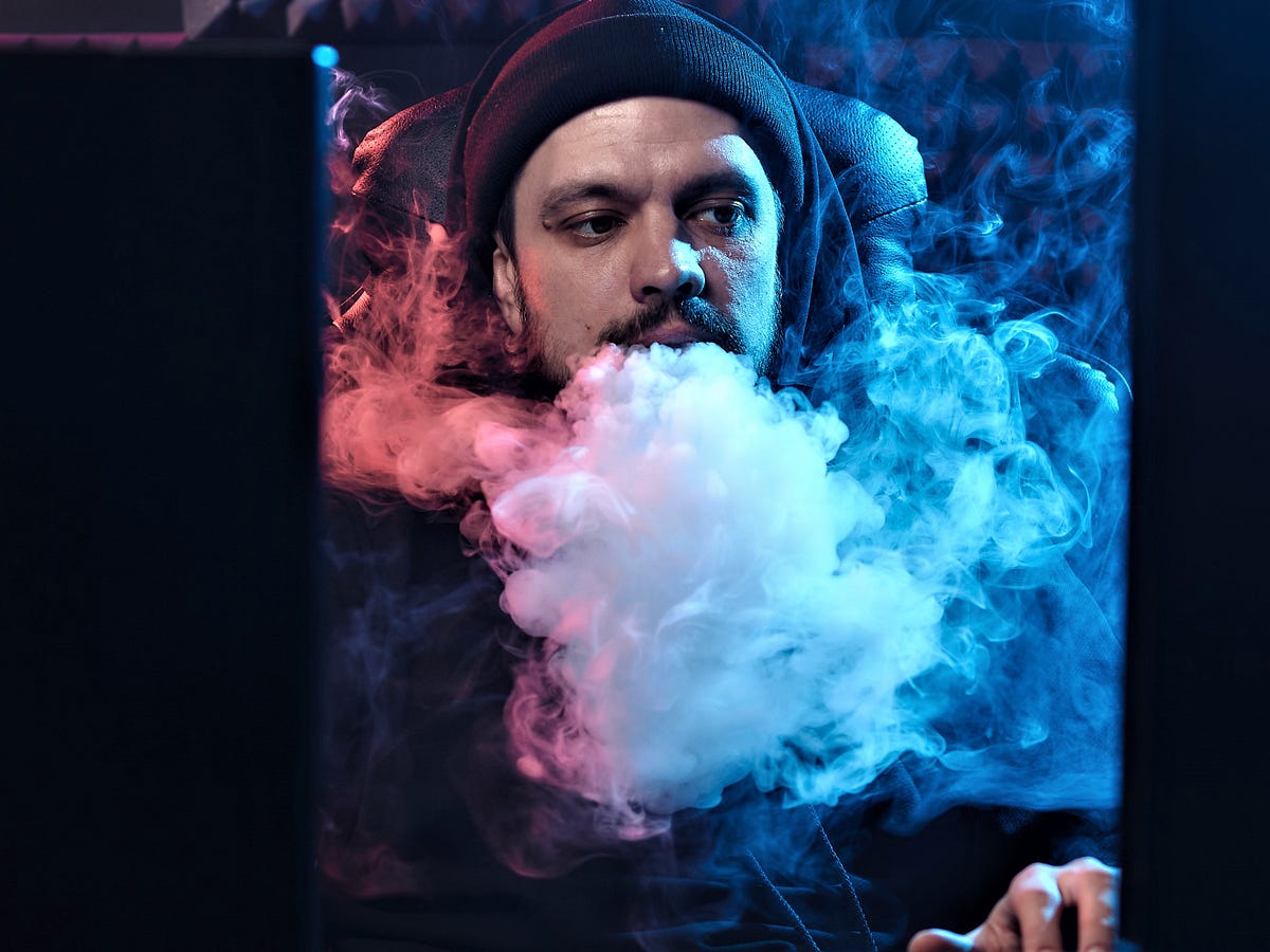 The £500,000 Tinder Scam That Ended a 15-Year Relationship | by ...