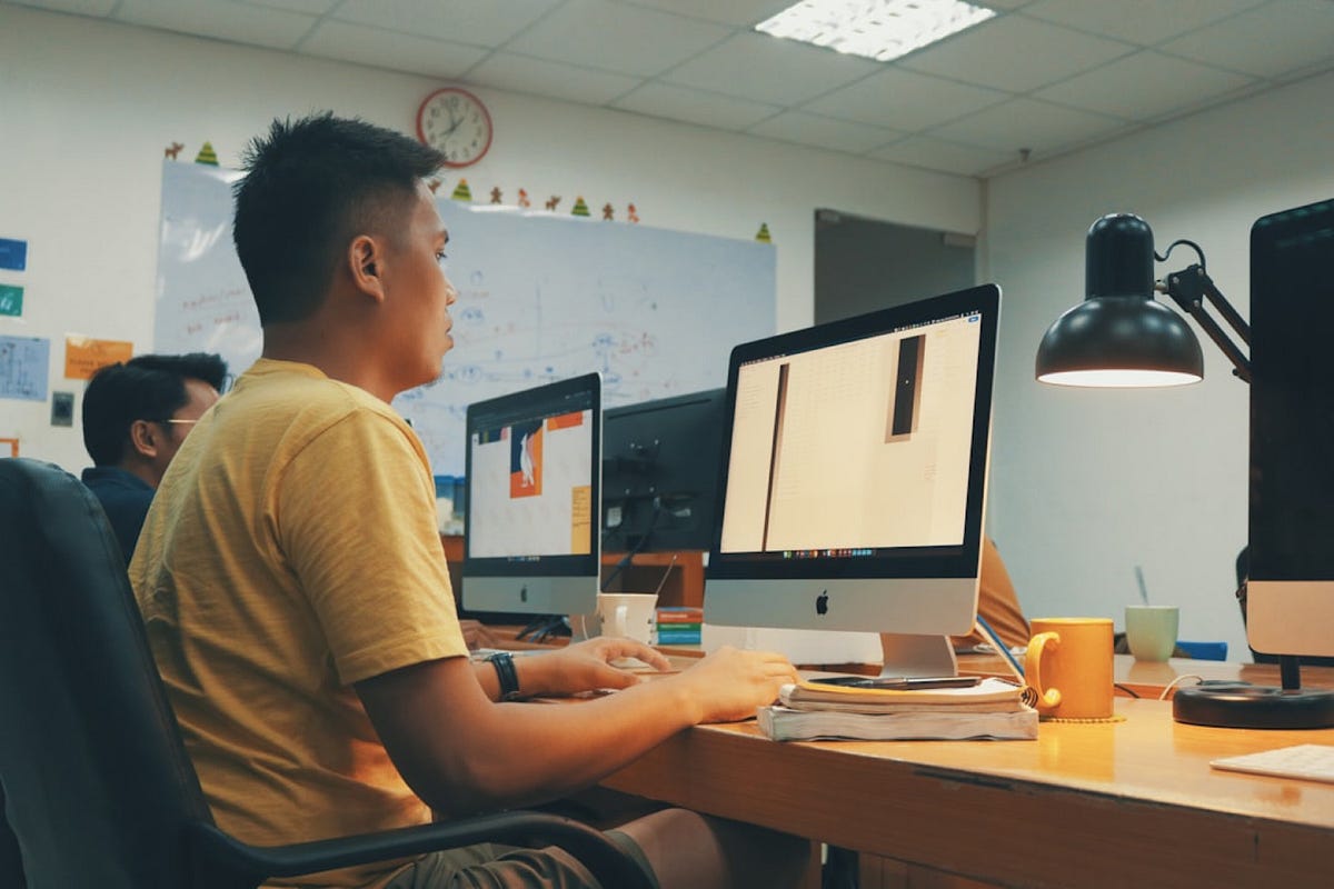 How to Integrate AI Into Your Workflow as a UI/UX Designer | by Srivats ... How to Integrate AI Into Your Workflow as a UI/UX Designer | by Srivats ...