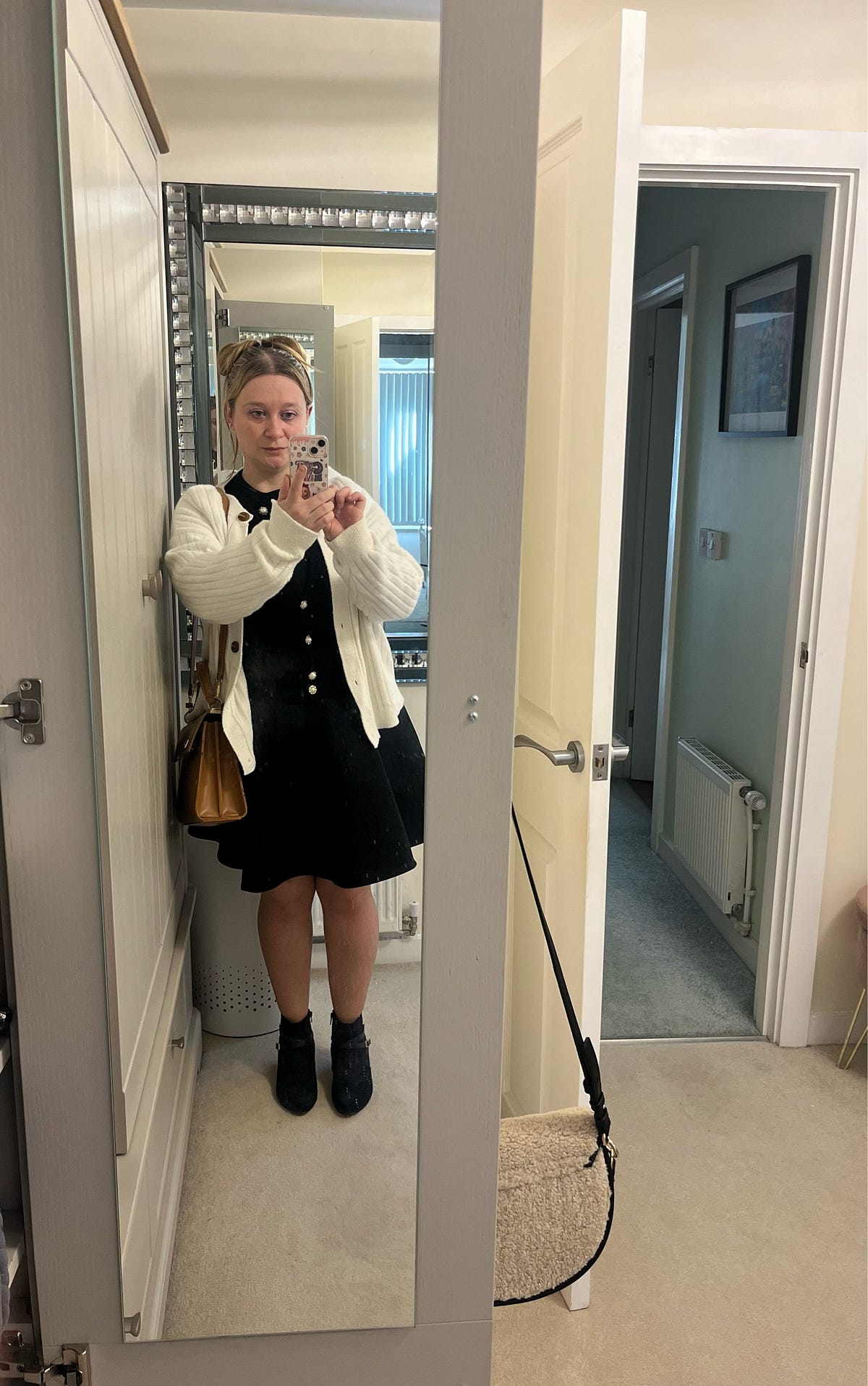 Unapologetically Me ,Never apologise for being you ,Resilience and self acceptance 🫶 | by Maxine ...