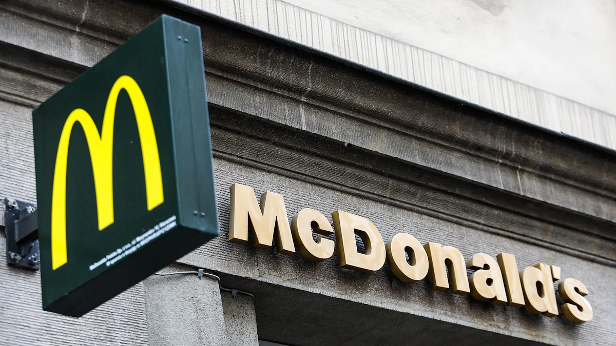 McDonald’s Embraces AI — Meet ‘Ask Pickles’ | by Rutuja Desai | Medium