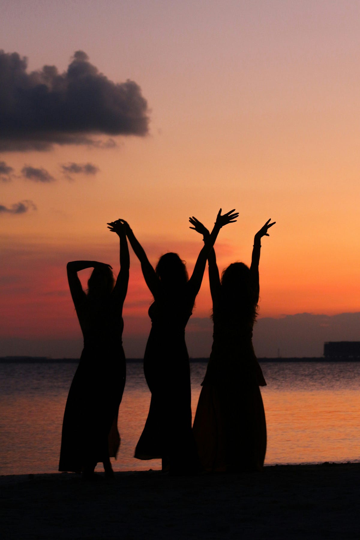 I Miss Having a (Girl) Best Friend | by Stella Griffin | Apr, 2025 | Medium