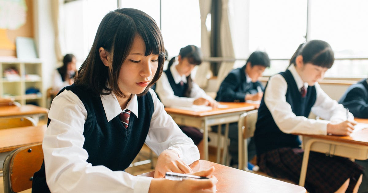 Discover the Benefits: Why You Should Study in China | by Qurtuba ...