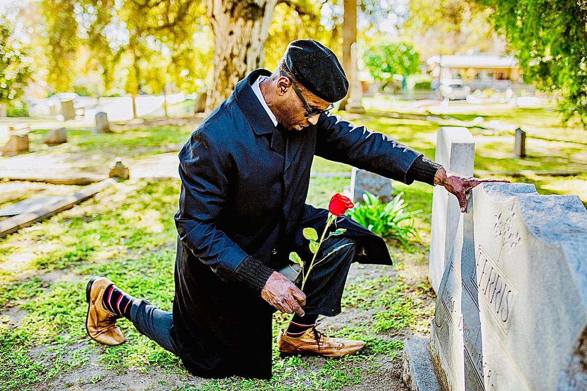 9 Unwritten Rules You Should Follow When Someone Is Grieving | by T ...