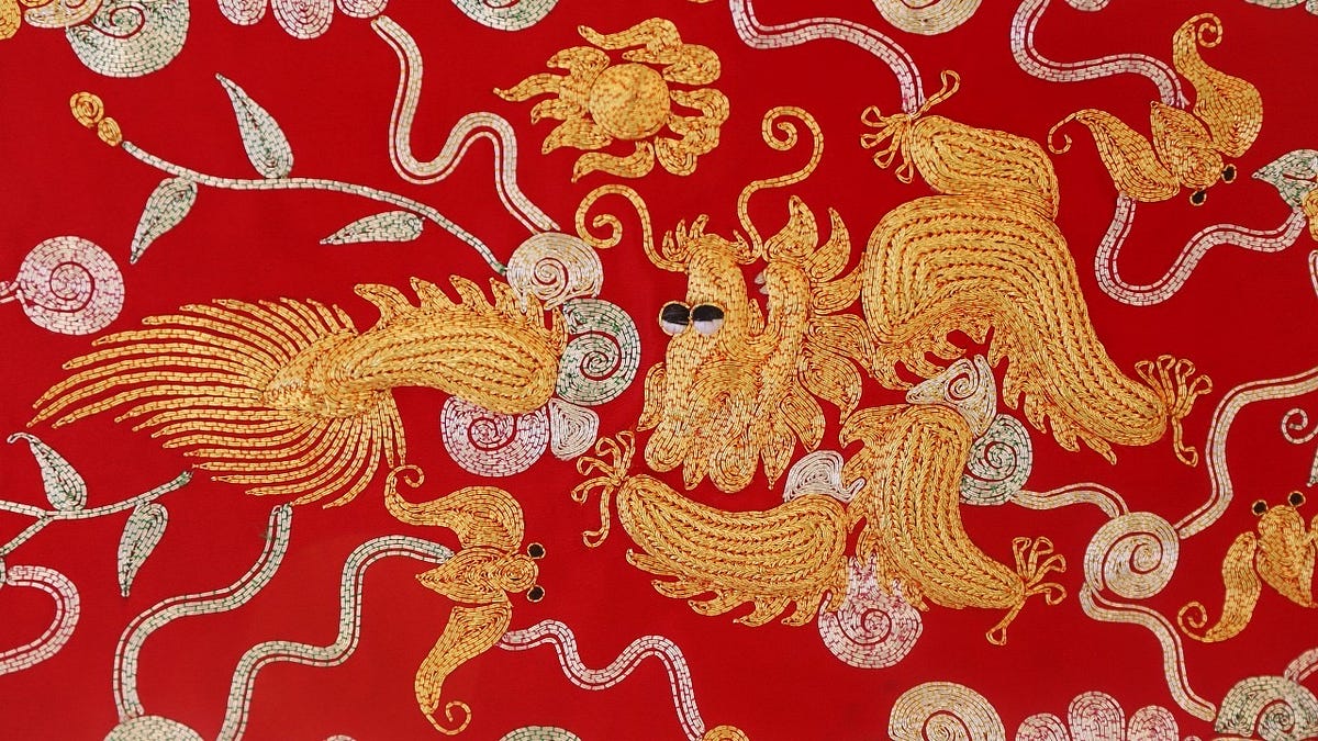 Beautiful Chinese Gala Cheongsam and Qipao - Shanghaimadam - Medium