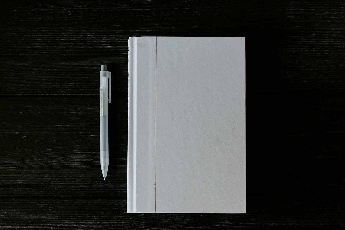 Il diario. Il diario, il taccuino, l’agenda, lo… | by Alessandro ...