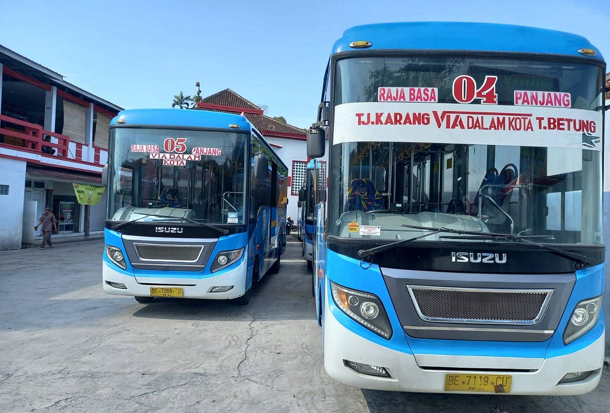 Upaya Pemenuhan Kebutuhan Transportasi Umum di Kota Bandar Lampung dengan Tersedianya TBL (Trans ...