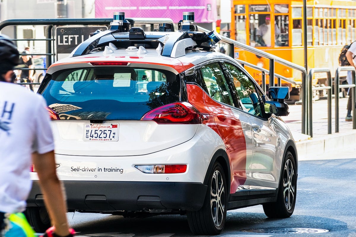 Can You React Faster than a Self-Driving Car on 5G Networks? Edge ...