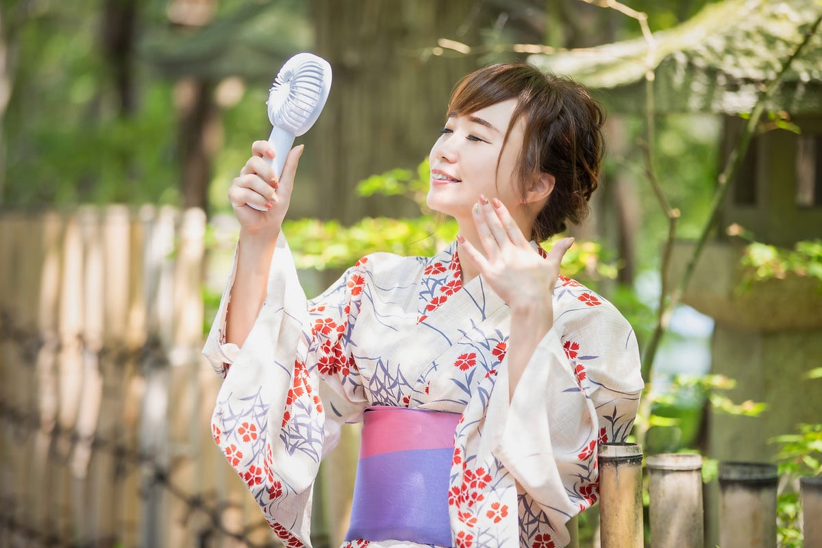Summer Gear to Beat the Heat in Japan | by Yuko Tamura | Japonica ...