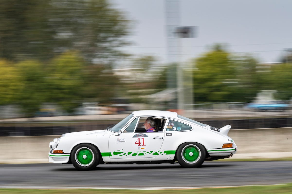 Classic and Vintage Car Challenge Rally - Rally The Globe - Medium