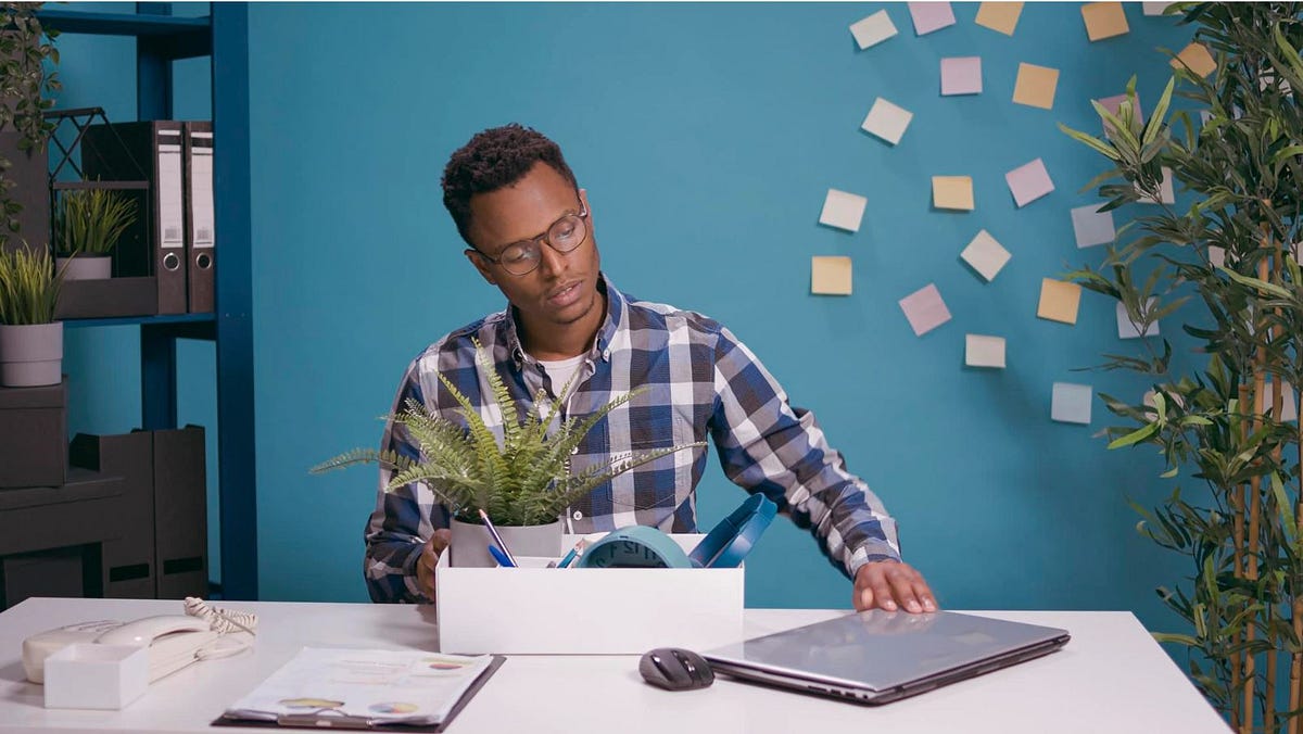 An Employee’s Right During Layoff | by Rashmita Das | Medium An Employee’s Right During Layoff | by Rashmita Das | Medium