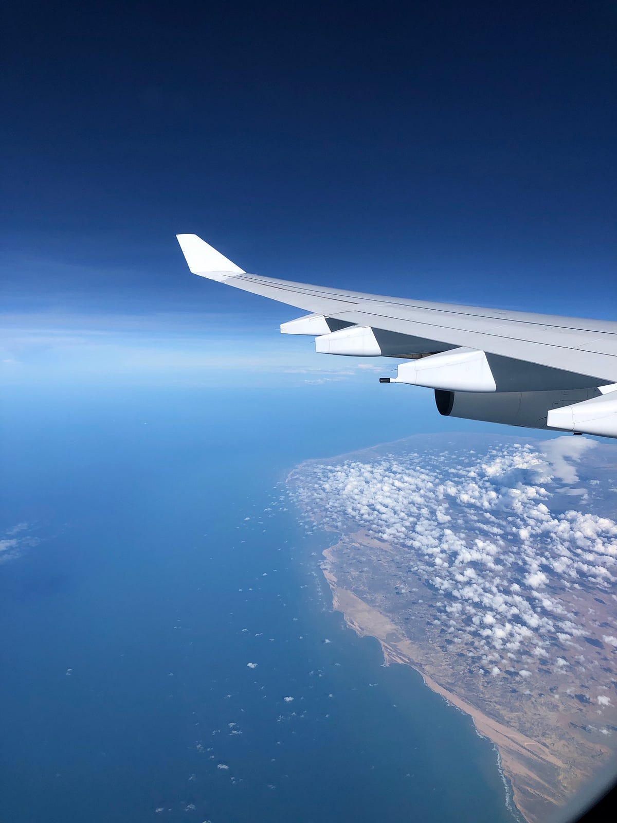 Viajar…. Esa acción maravillosa de descubrirnos… | by Laura Chaves | Medium