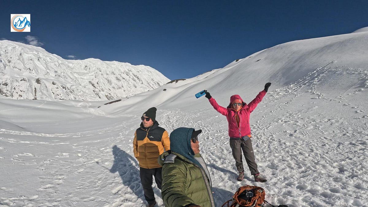 Hike to Tilicho Lake — Thorong Pass Trekking - Himalayan Tour Guide ...