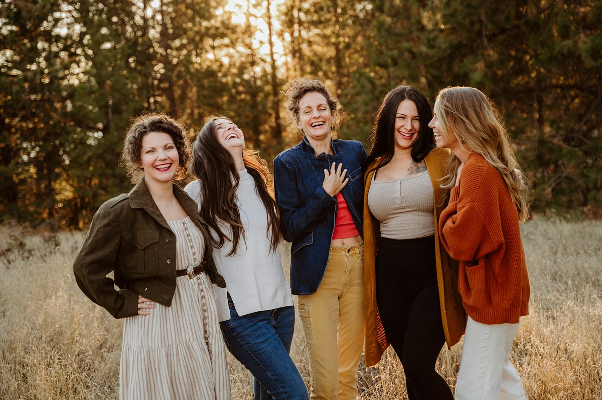 Friendship: Why Staying Connected Matters | by Simone Knego | Medium