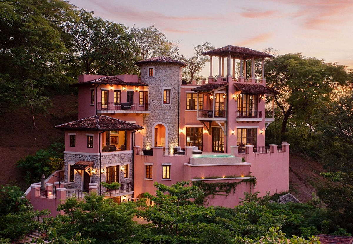 August’s Premium Collection of Luxury Vacation Homes: Elevating Your ...